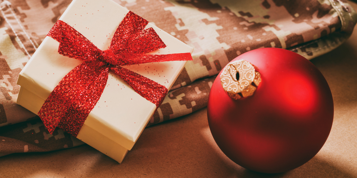 10 Places That Give Christmas Gifts for Free! - Budgets Made Easy